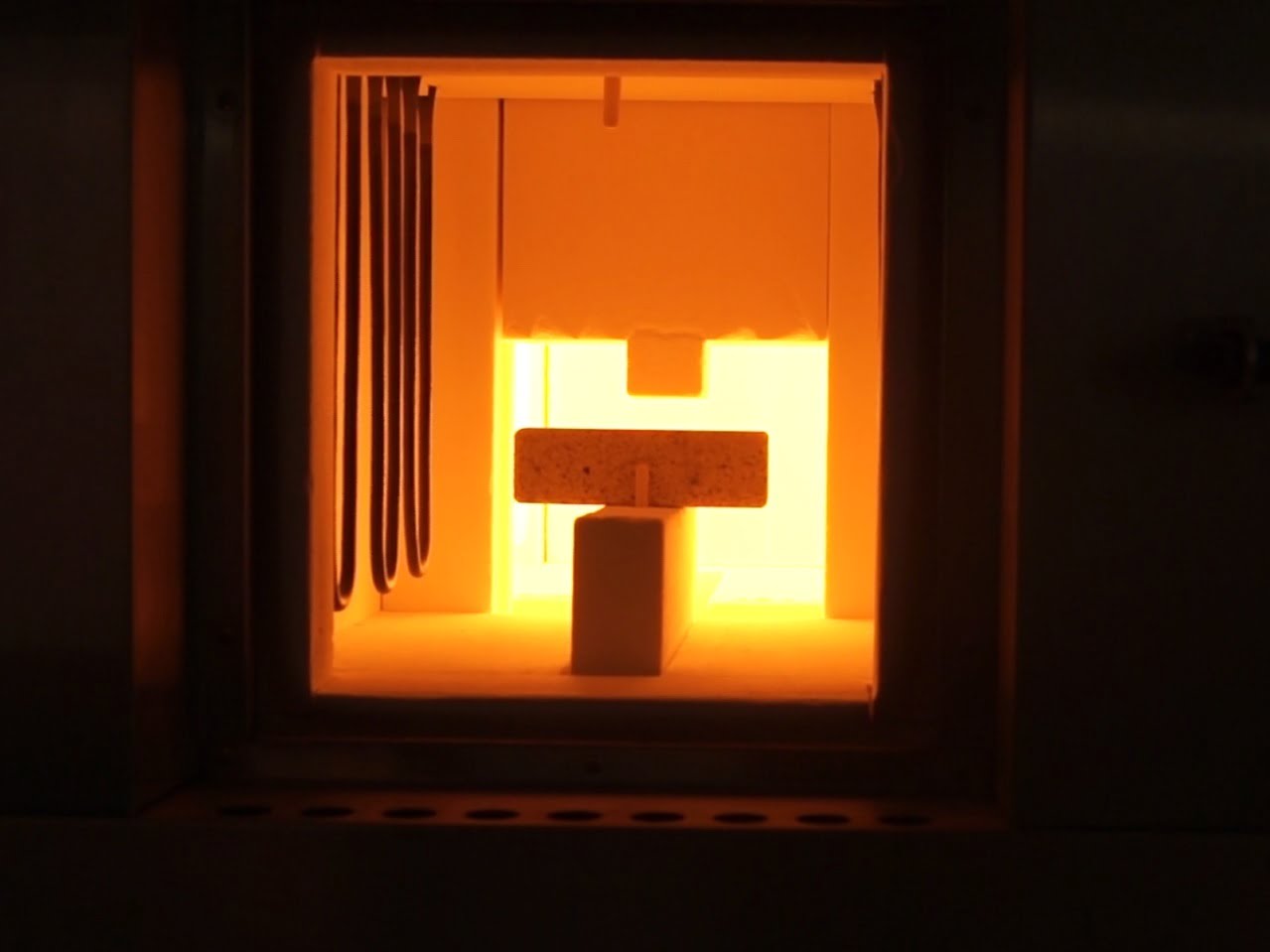 Shaped Refractories | ALPHA